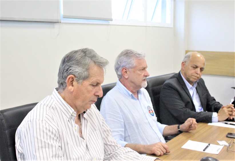 samek dentro - Codefoz